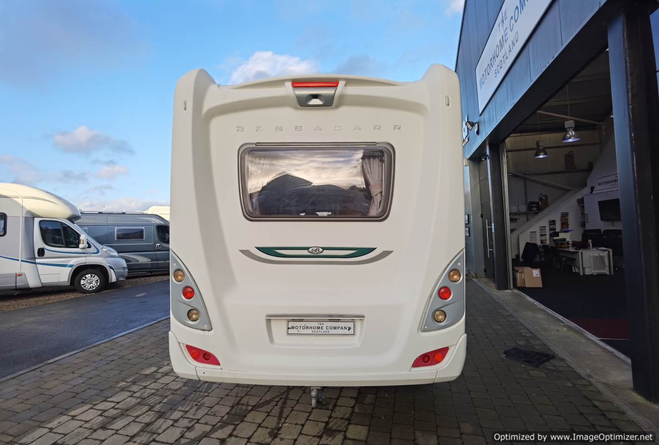 Bessacarr E695 4 Berth Motorhome