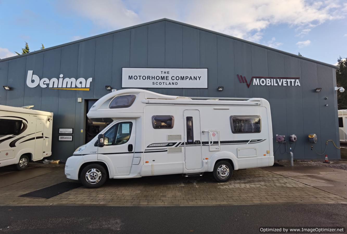Bessacarr E695 4 Berth Motorhome